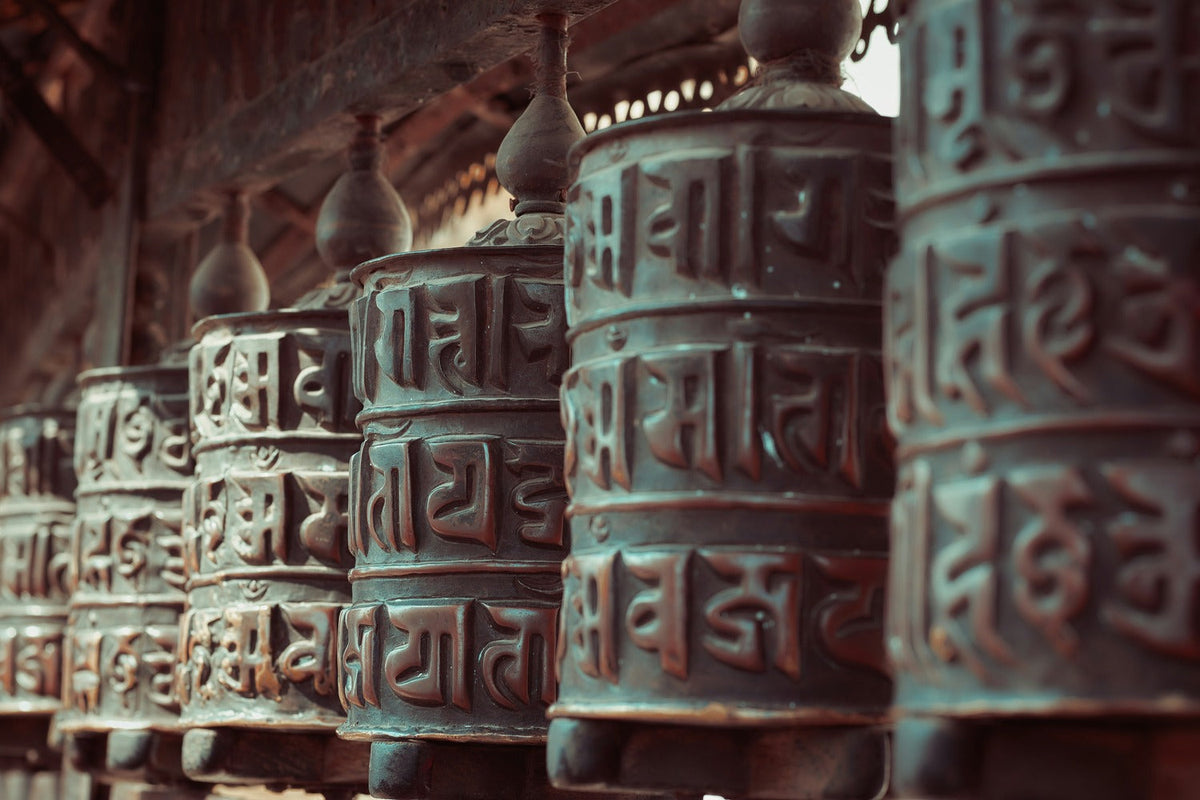 The Letters of the Hindi Alphabet with English & Pronunciation – Verbacard